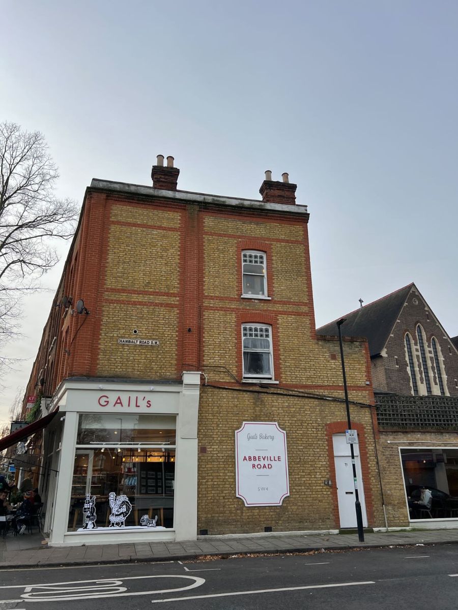 30+ Best Birthday Freebies You Can’t Miss in the UK